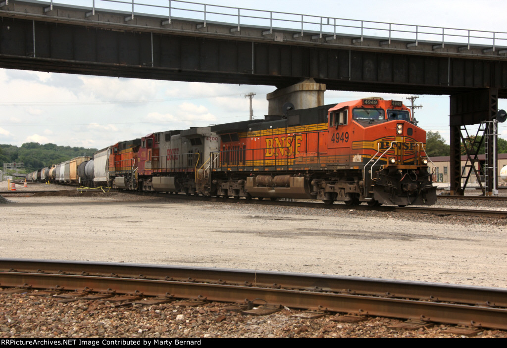 BNSF 4949, 4700, and 5061